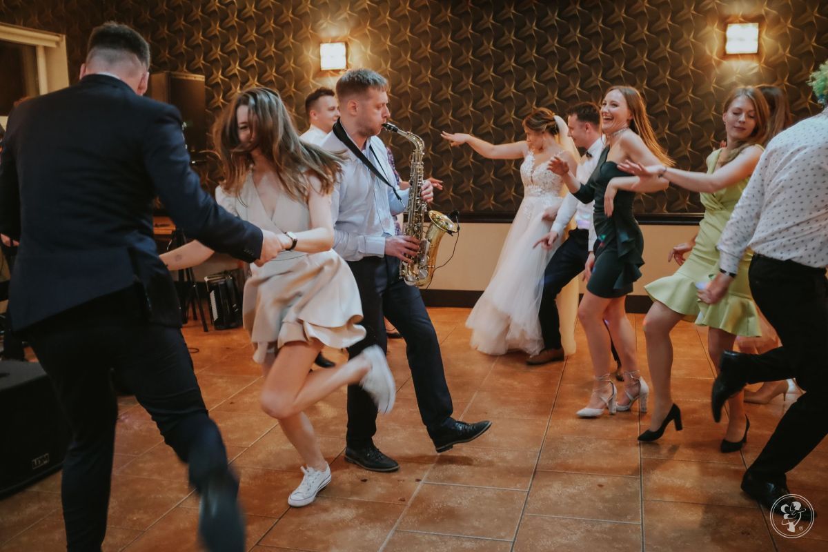 DJ i Saksofonista Adrian Majewski | DJ na wesele - opinie i ceny ️ Białystok - Wesele z klasą